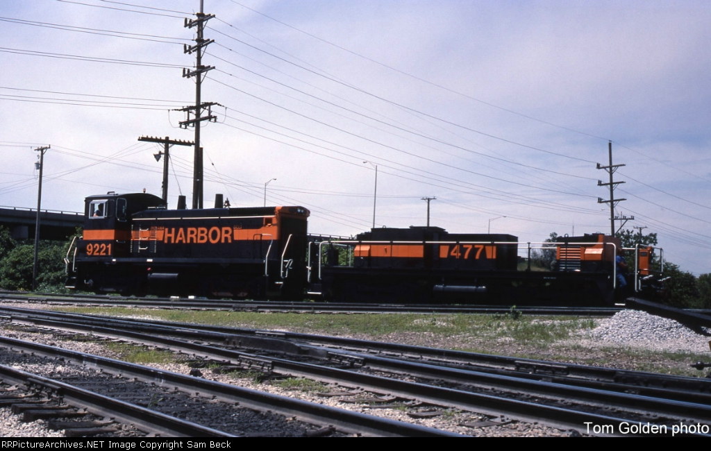 IHB 9921 and 477 Work the Blue Island Yard Hump